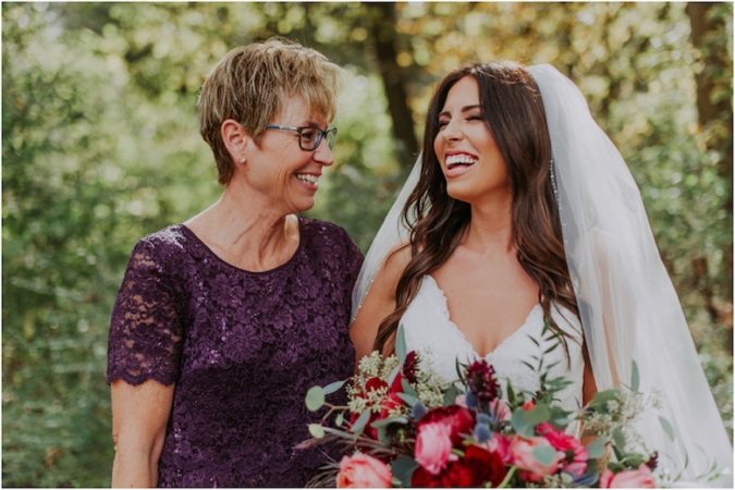 10 Tips on How to Be the Perfect Mother of the Bride | WeddingDresses